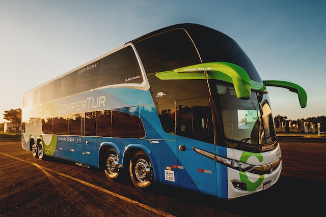 Nobody Goes Under the Bus - Boomer Life Today